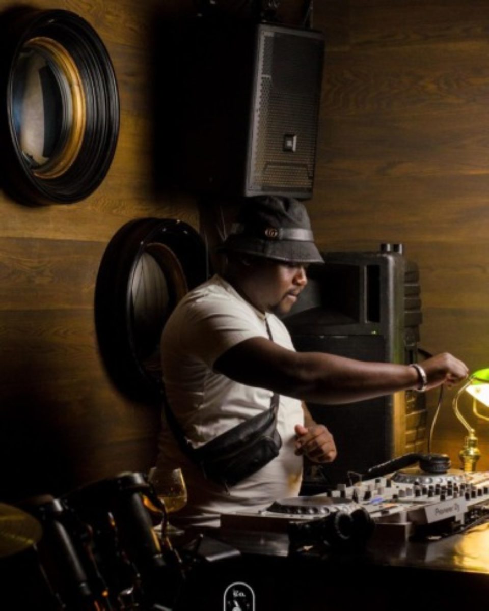 Enosoul – 14 Hours of House Mix (In2Deep Records)