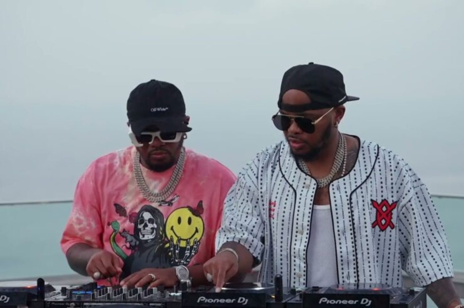 Major League Djz – Amapiano Balcony Live Mix (Season Special)