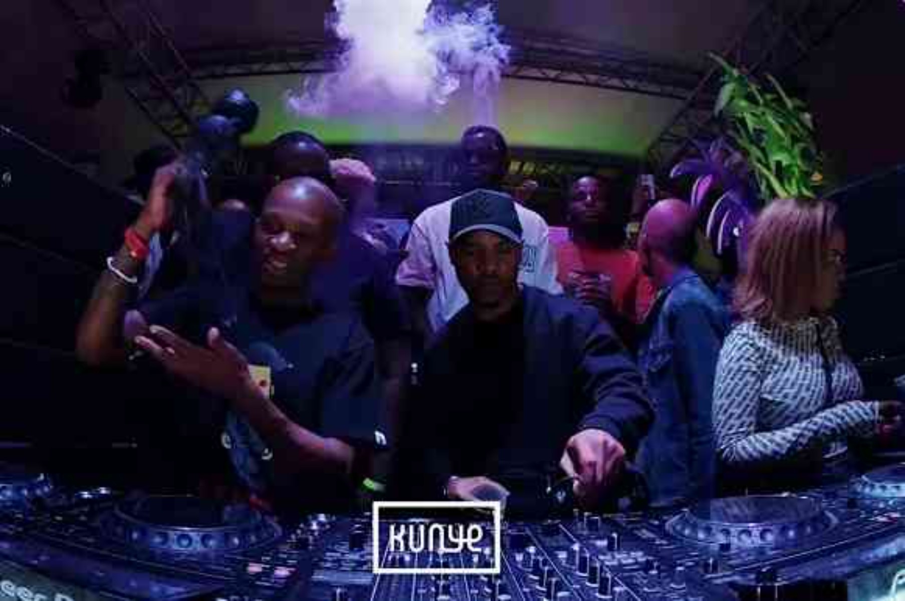 Da Capo & Enoo Napa – Kunye Jozi III Mix (mp3 free download